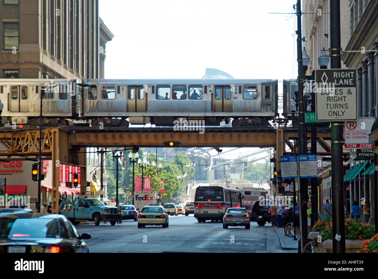 Chicago Transit Authority provides subway transportation throughout the ...