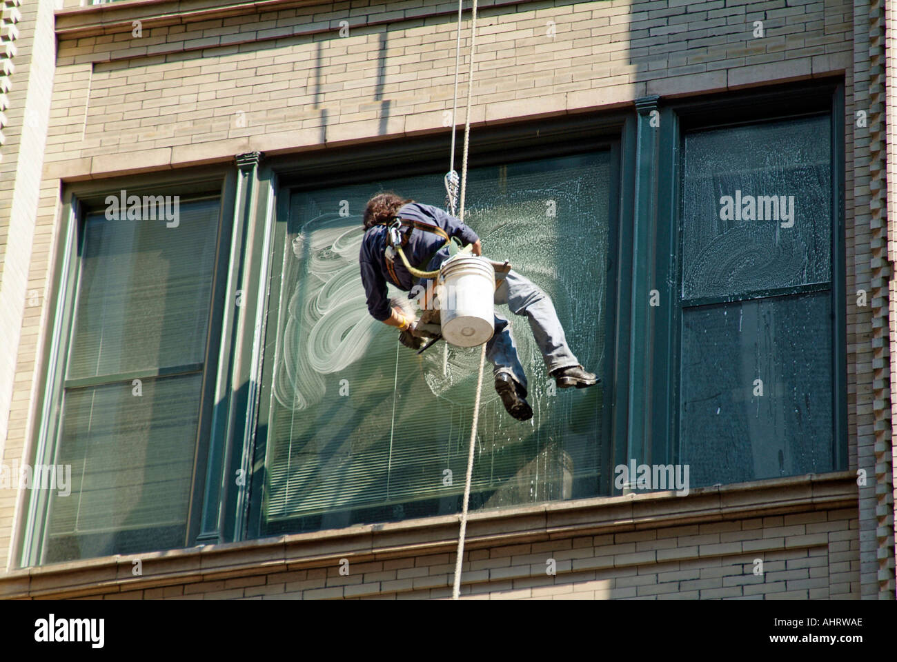 Working at extreme heights hi-res stock photography and images - Alamy