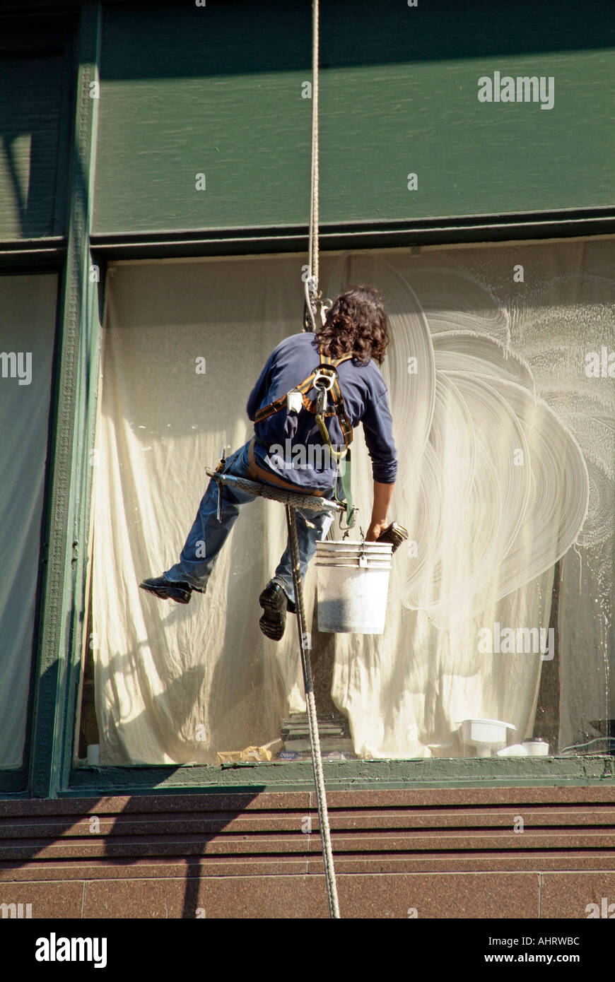 Working at extreme heights hi-res stock photography and images - Alamy
