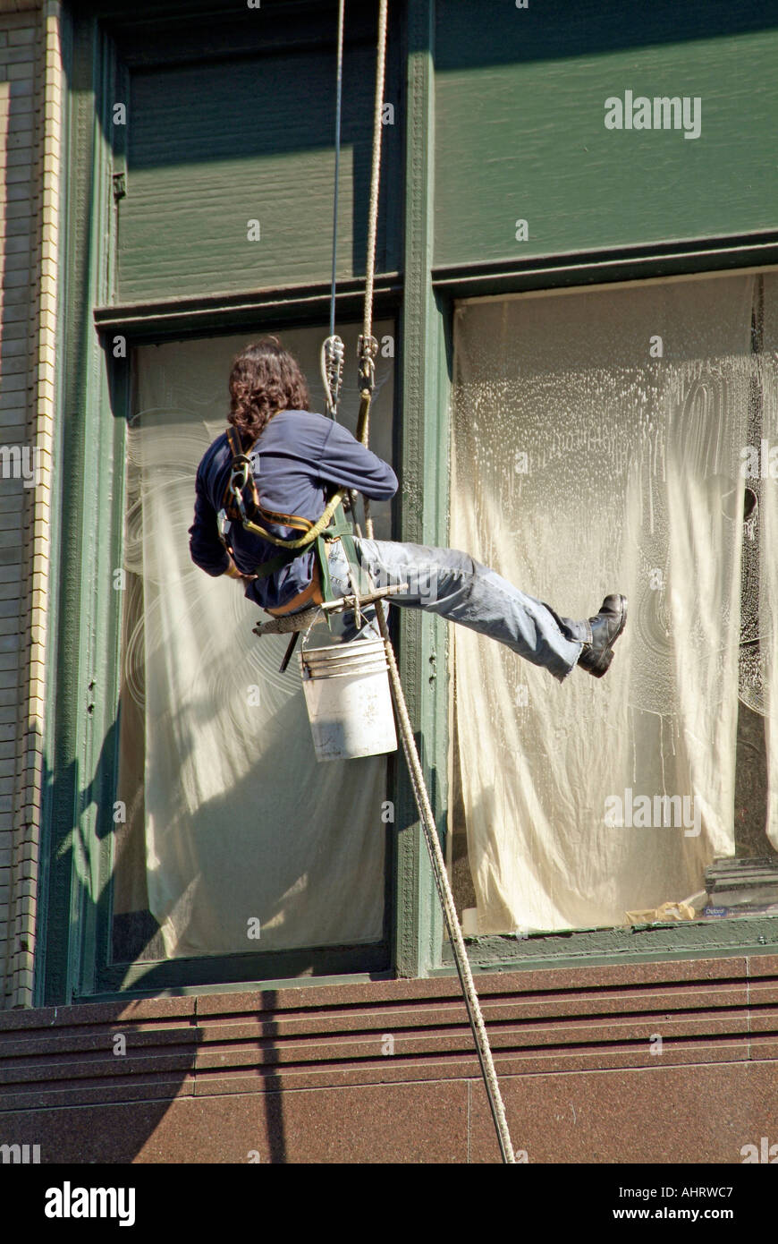 Chicago window washer hi-res stock photography and images - Alamy
