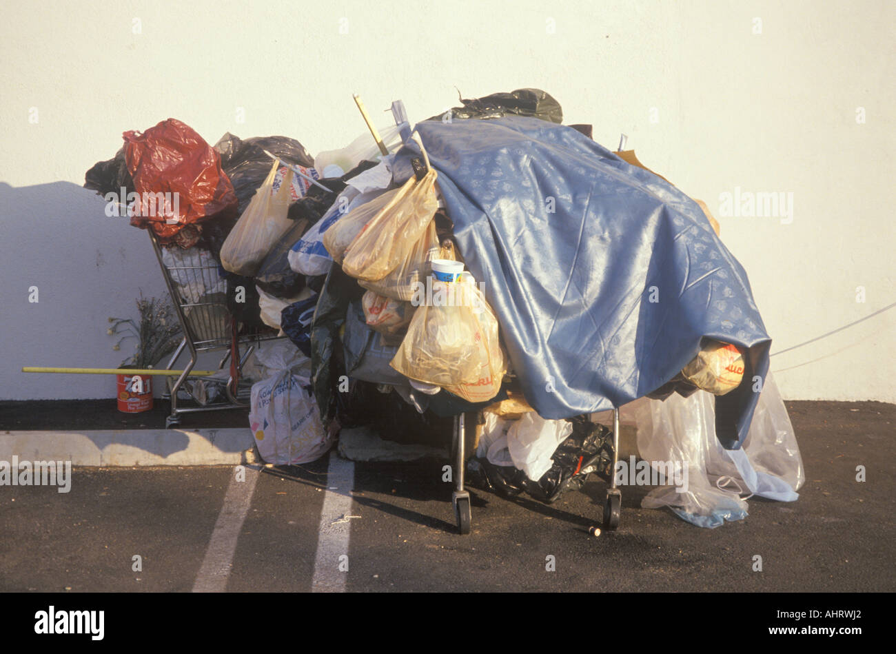 Homeless in santa monica usa hi-res stock photography and images - Alamy
