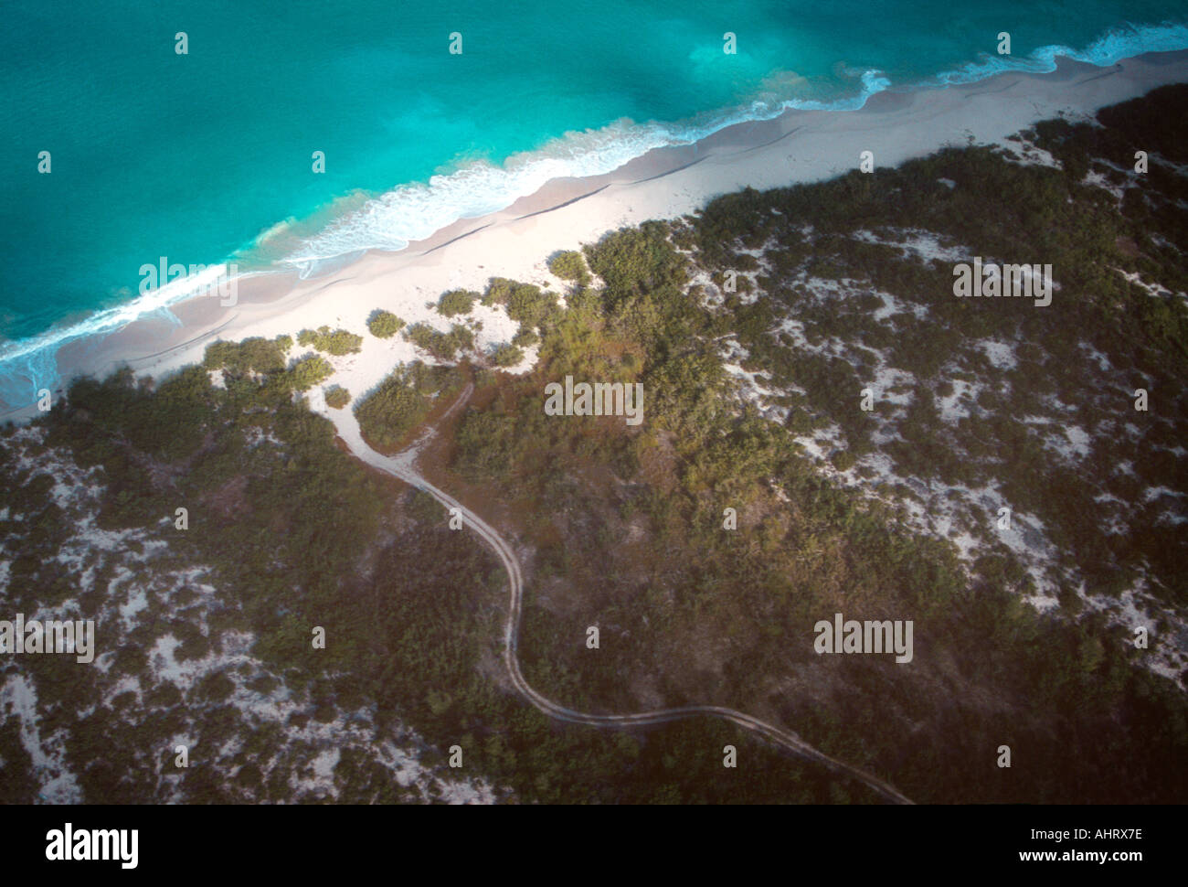 Aerial coastal beach view hi-res stock photography and images - Alamy