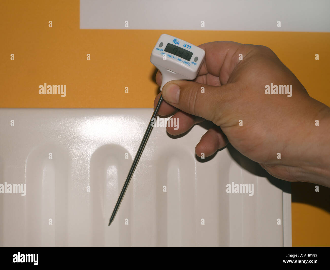 Radiator thermometer hi-res stock photography and images - Alamy