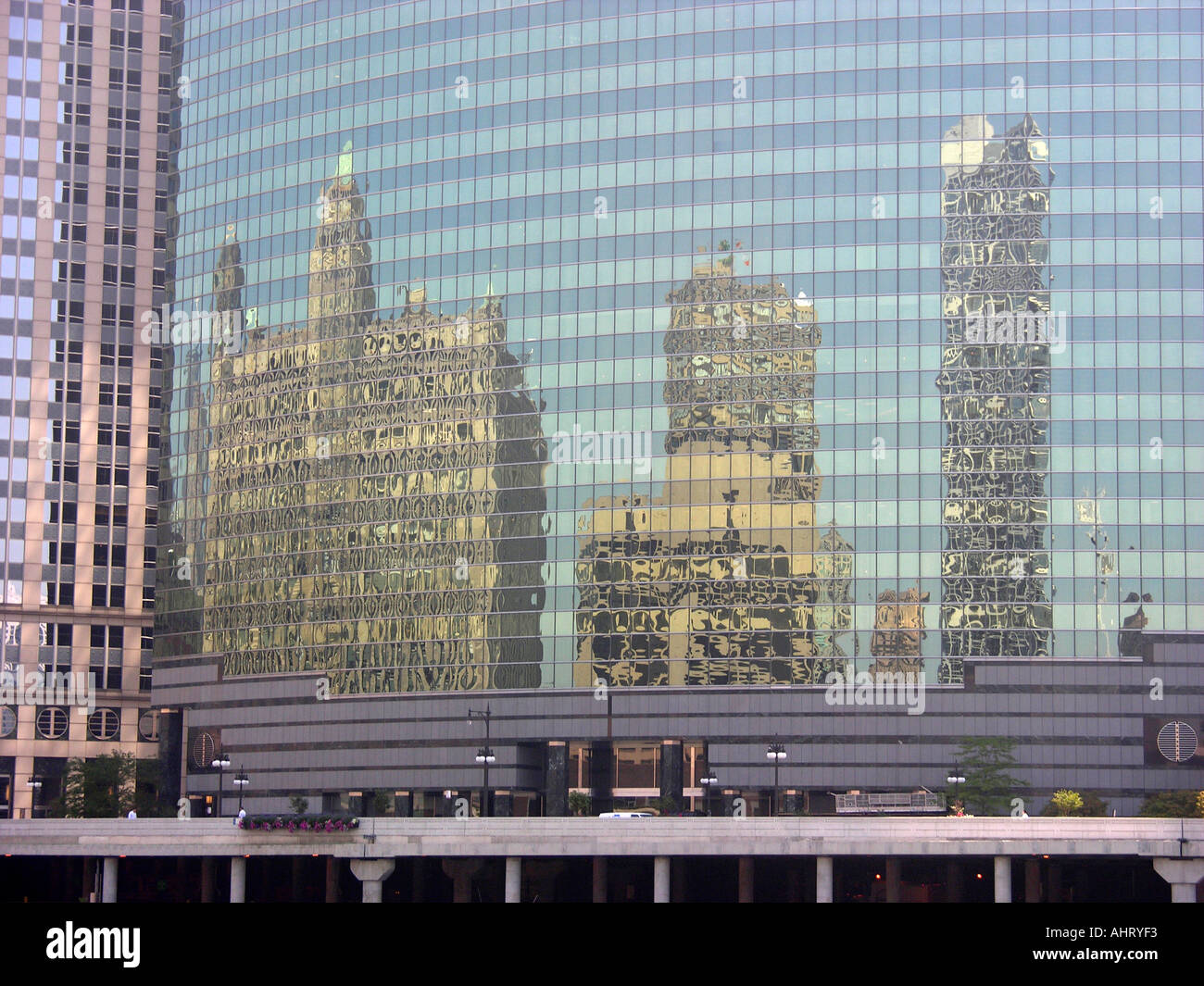 Downtown city of Chicago Illinois IL Mirror Reflection Stock Photo - Alamy