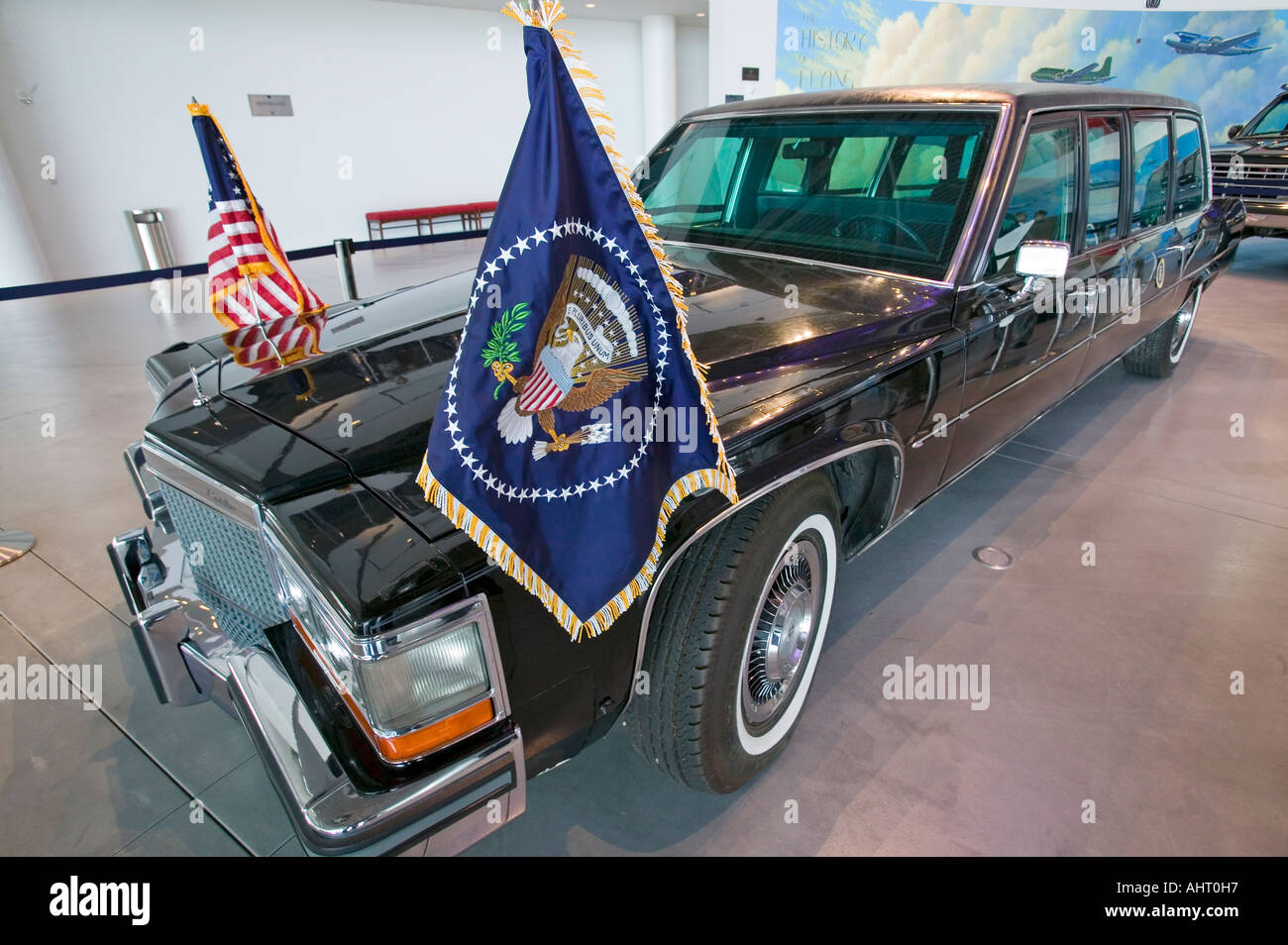Presidential motorcade on display at the Ronald Reagan Presidential ...