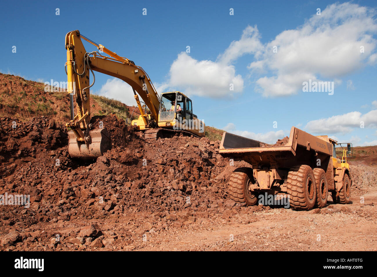 extraction of etruria marl clay at a quarry in staffordshire england uk ...