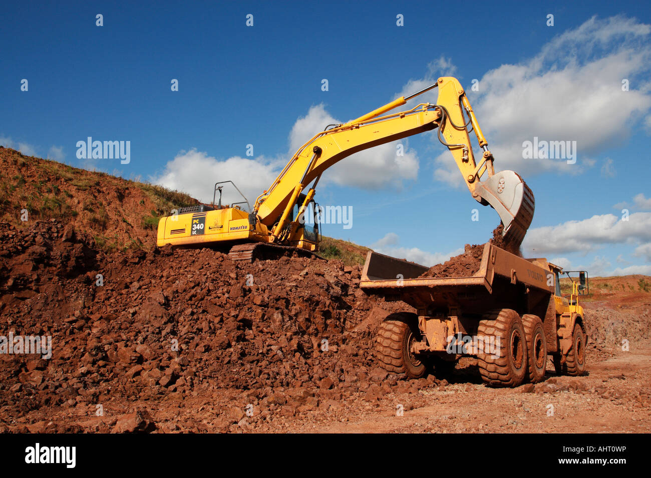 Clay extraction hi-res stock photography and images - Alamy