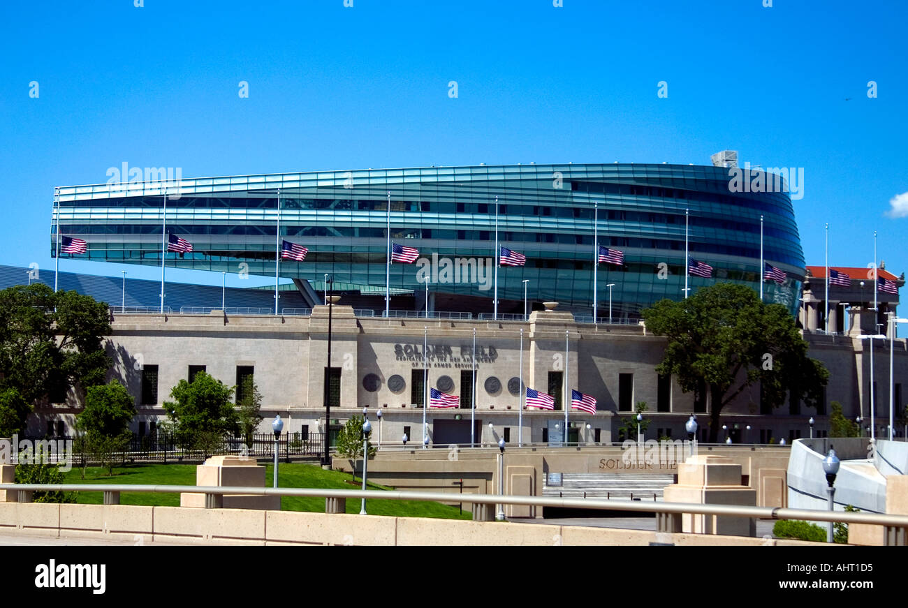 Chicago Soldier Field Bears NFL football team home at the edge of ...