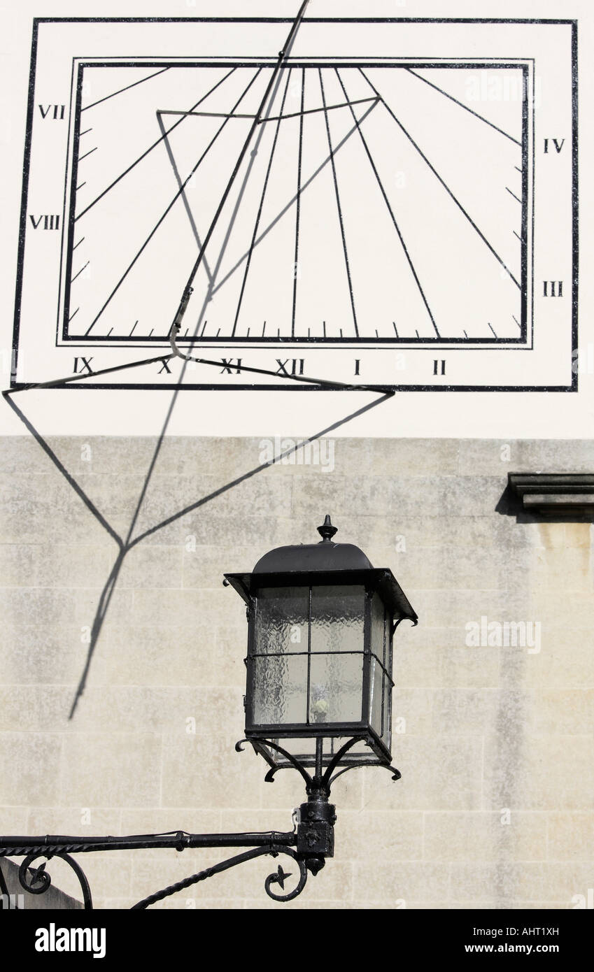 Sundial and lantern- Christ Church College Oxford Stock Photo - Alamy