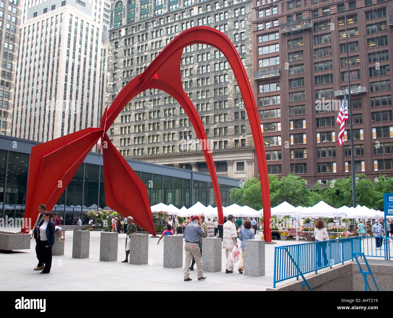 Chicago calder flamingo sculpture in hi-res stock photography and ...