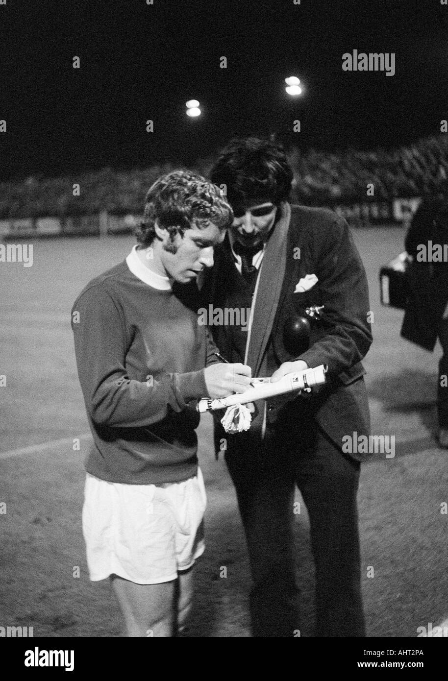 Alan ball hi-res stock photography and images - Alamy