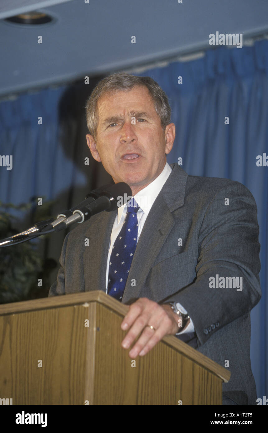 George bush new hampshire presidential hi-res stock photography and ...