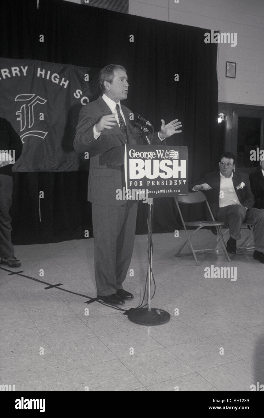 George W Bush speaking at Londonderry High School NH January 2000 Stock ...