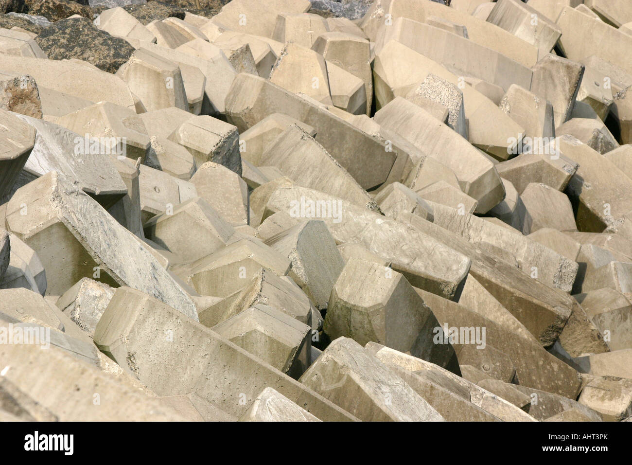 New concrete sea wall defences at Scarborough in North Yorkshire Stock ...