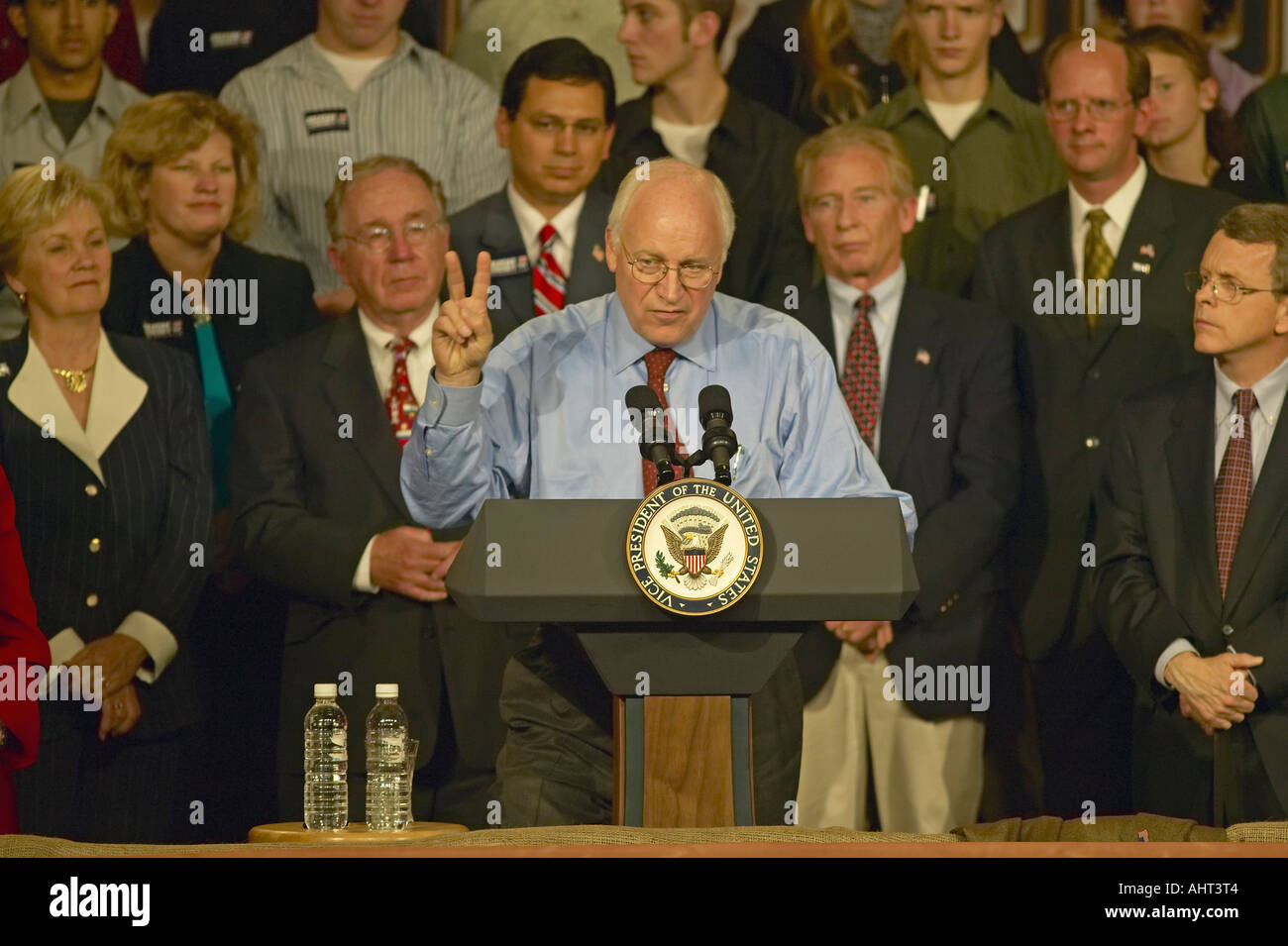 Campaign rally in Ohio attended by Vice Presidential candidate Dick ...