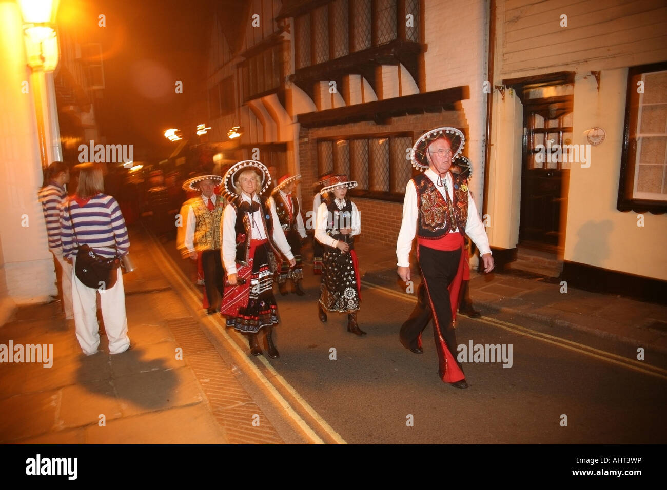 Torchlit procession during the Hastings bonfire celebrations Stock ...