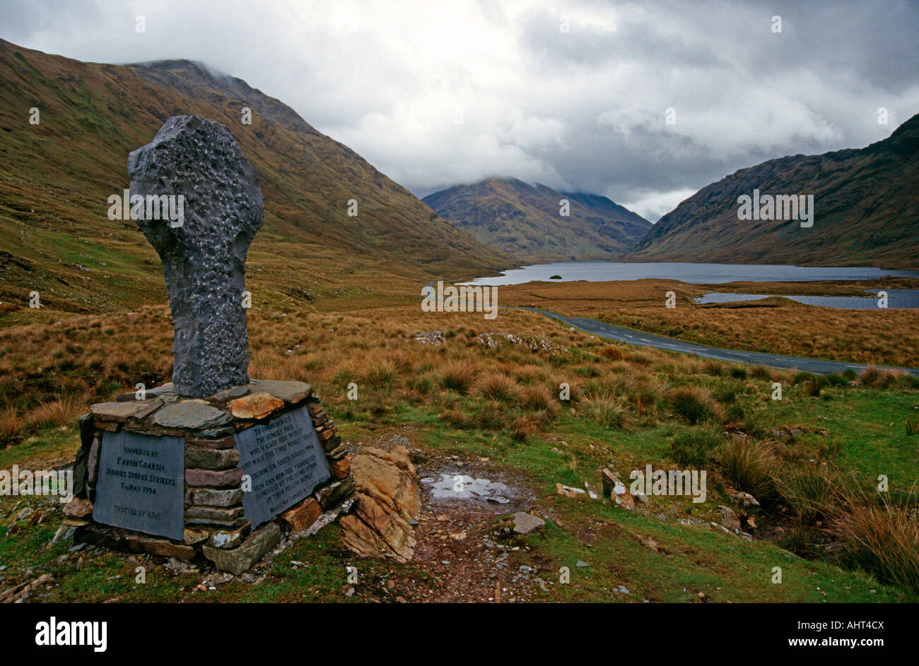 Famine walk memorial stone doo hi-res stock photography and images - Alamy