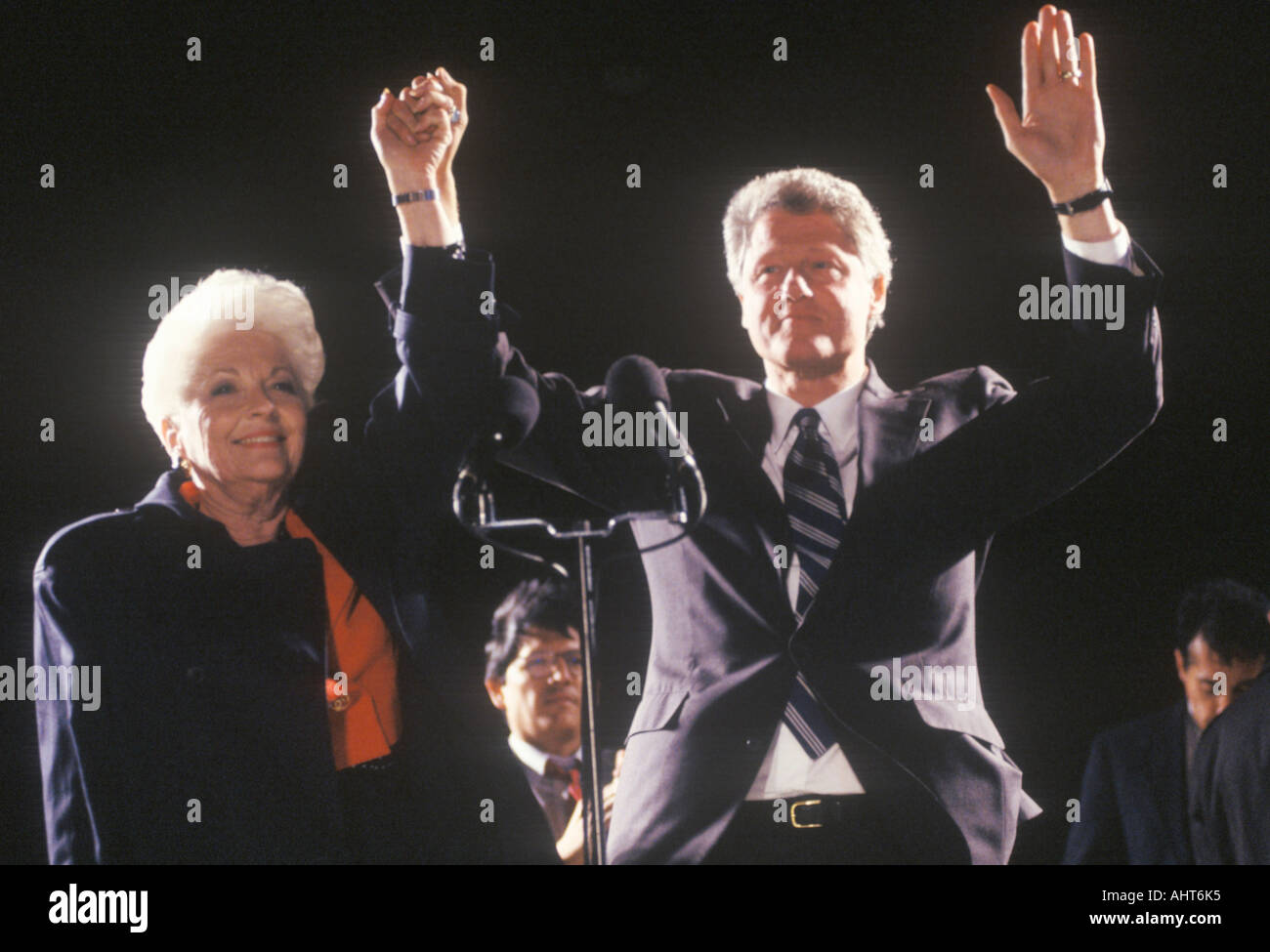 Governor Bill Clinton and Governor Ann Richards at a Texas campaign ...
