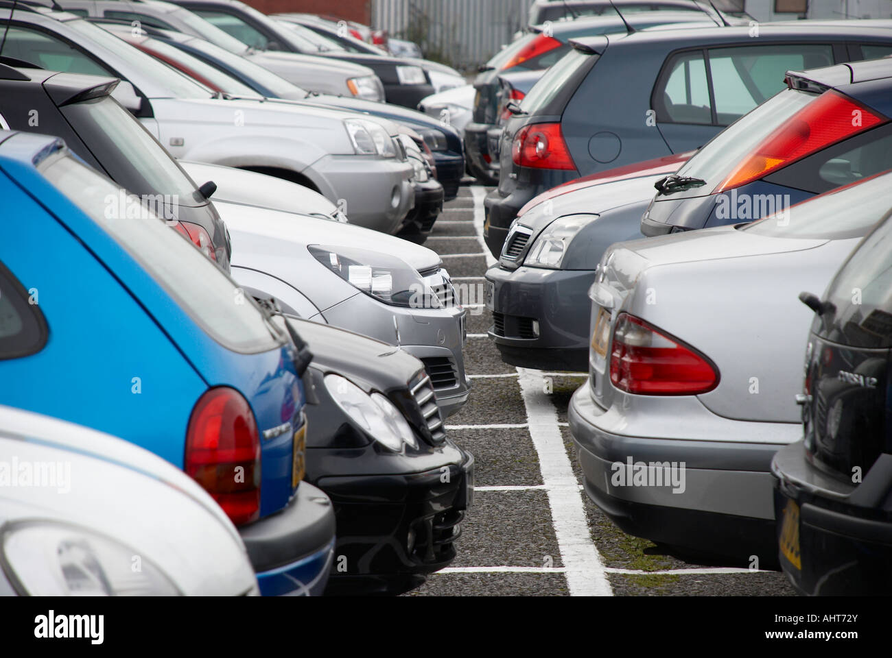 Small manchester city centre park hi-res stock photography and images ...