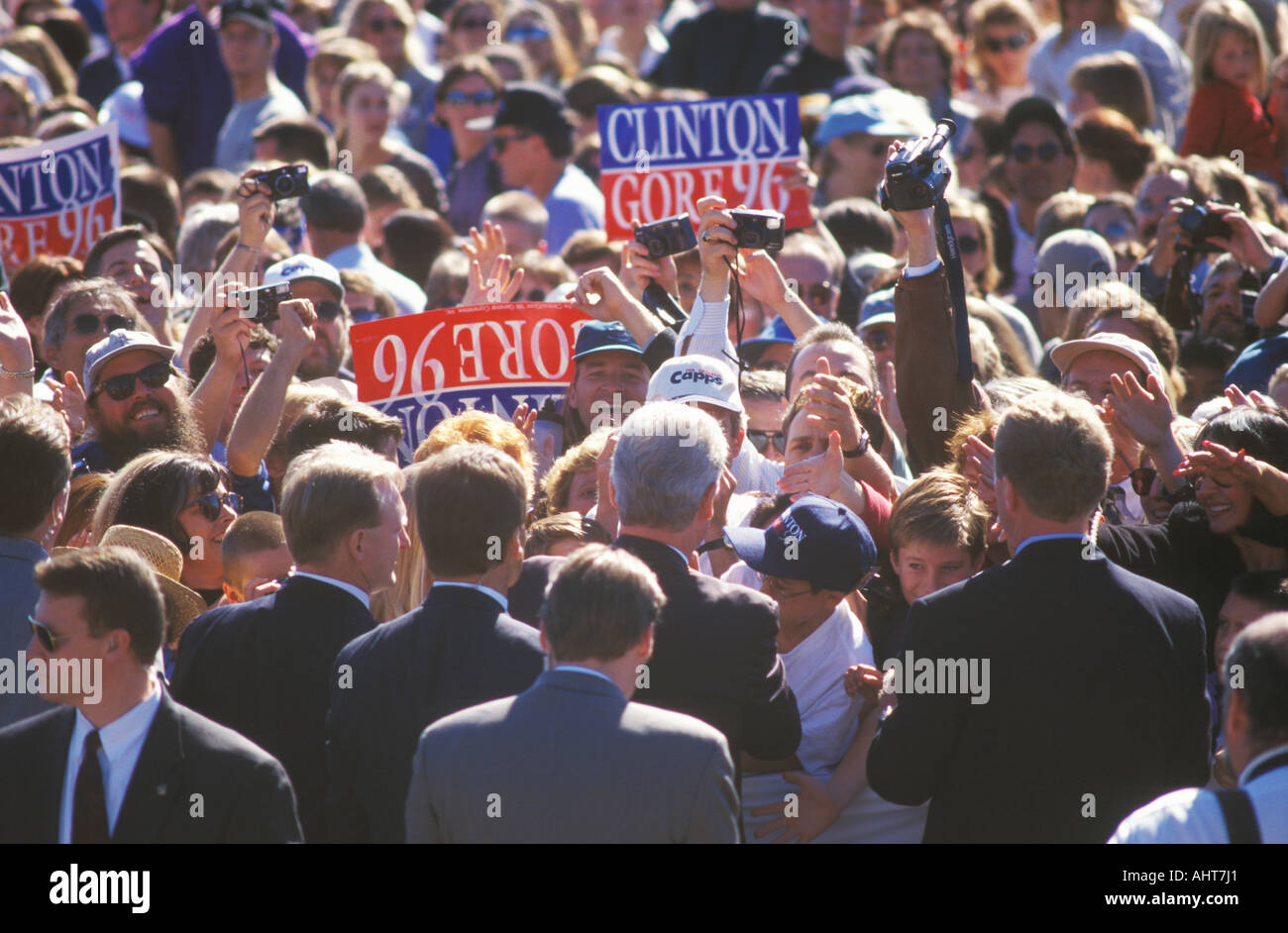 Bill clinton meets hi-res stock photography and images - Alamy