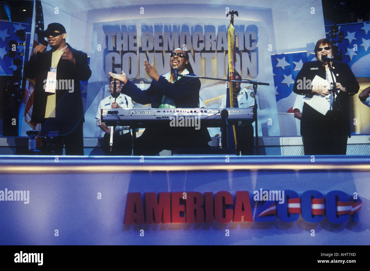 Stevie Wonder performs following Al Gore s nomination speech at the ...