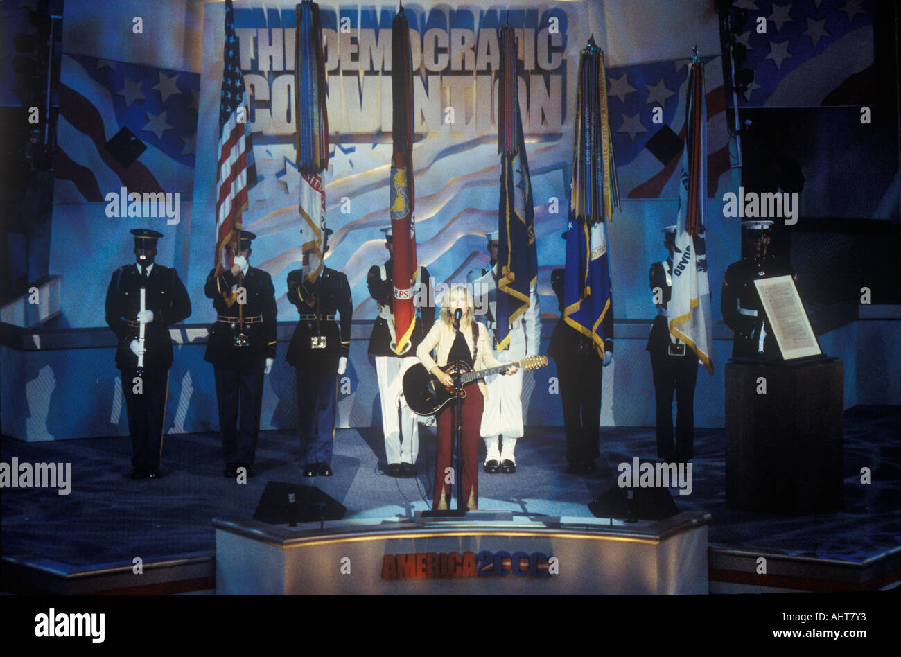 Melissa Etheridge opens the 2000 Democratic Convention at the Staples ...