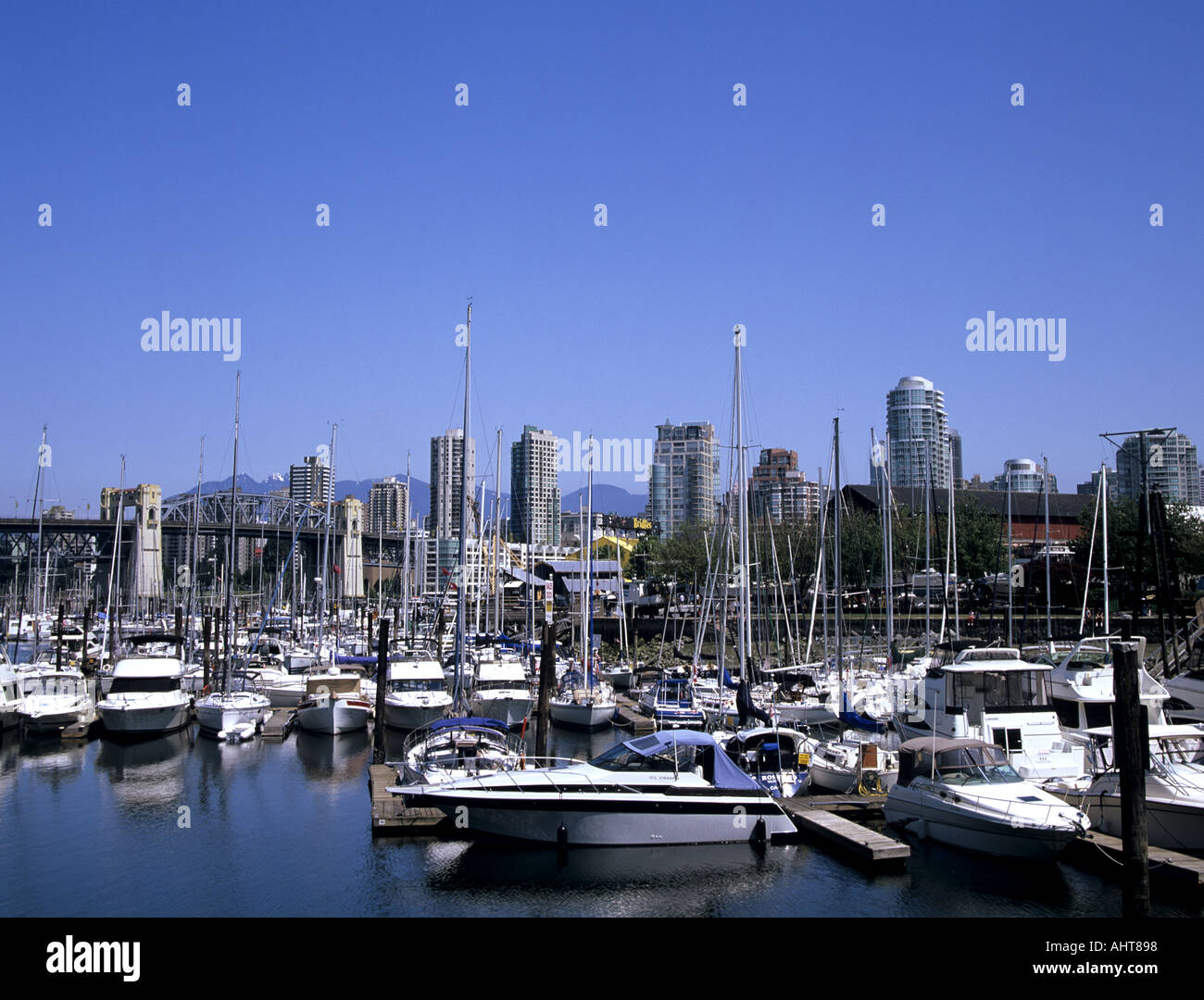 Vancouver yacht basin hi-res stock photography and images - Alamy