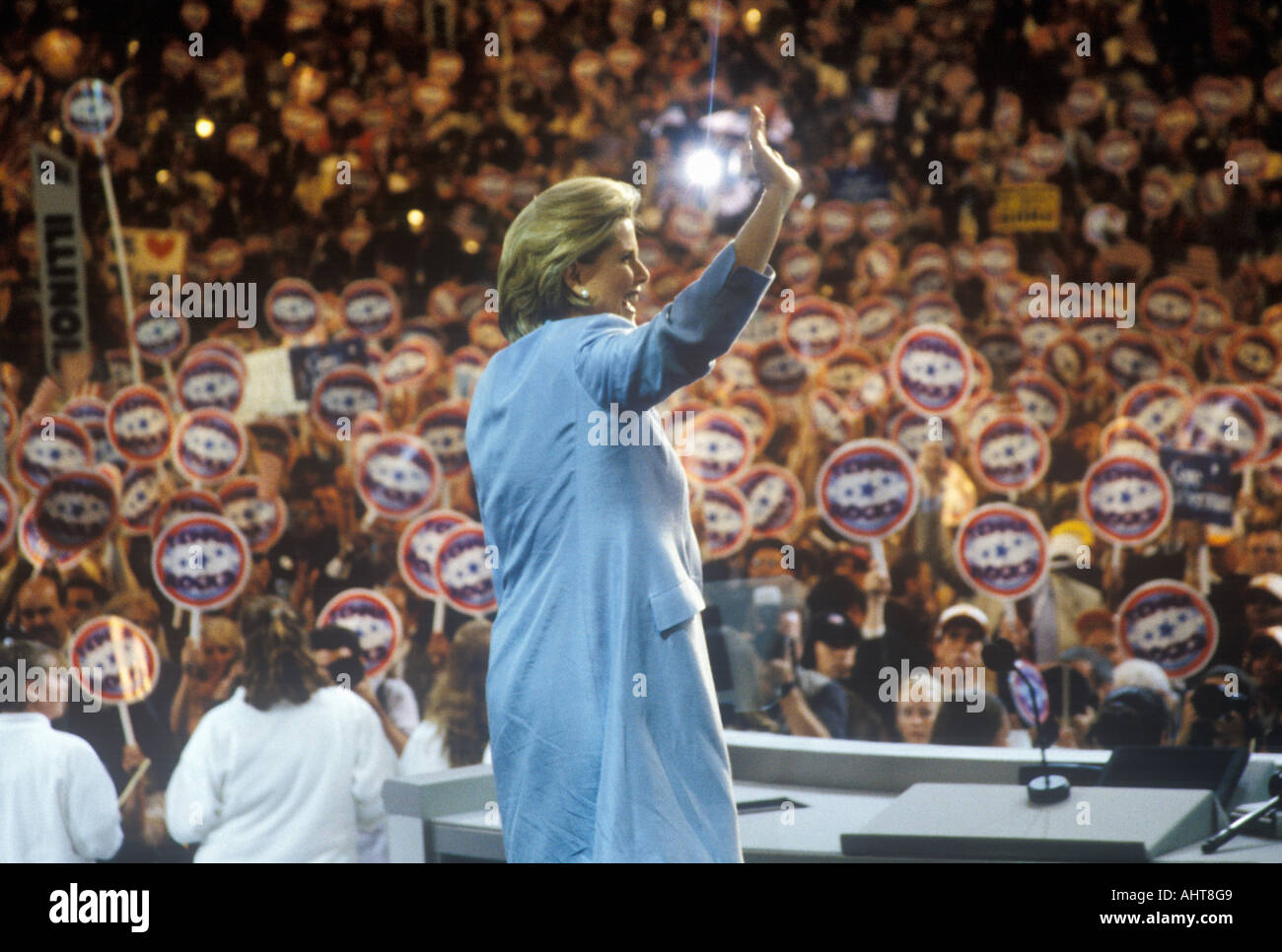 Tipper Gore on stage following Former Vice President Al Gore s ...