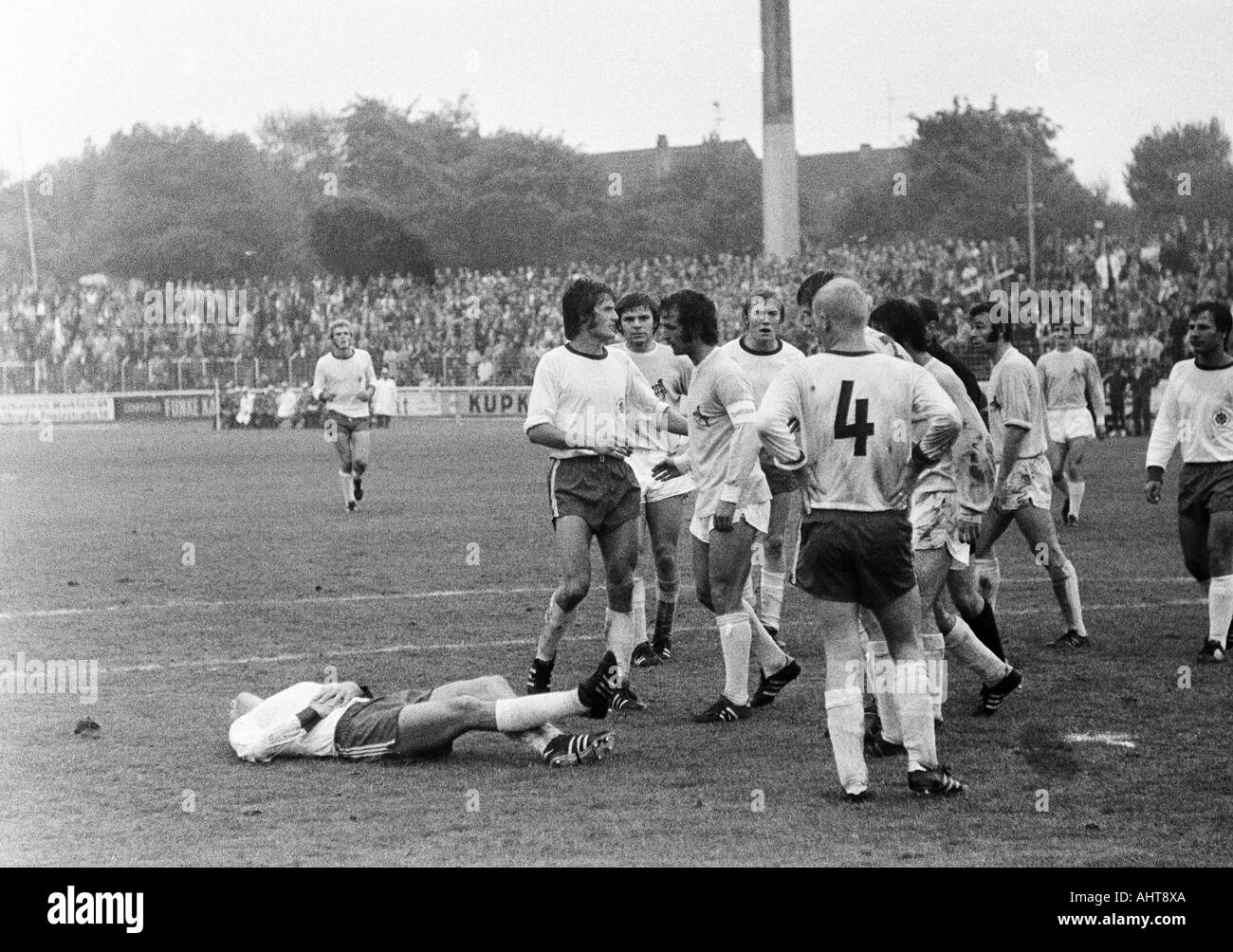 football, Bundesliga, 1971/1972, Rot-Weiss Oberhausen versus 1. FC ...