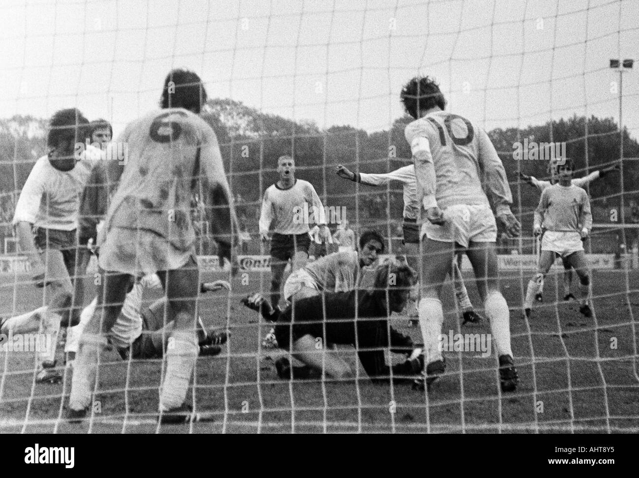 football, Bundesliga, 1971/1972, Rot-Weiss Oberhausen versus 1. FC ...