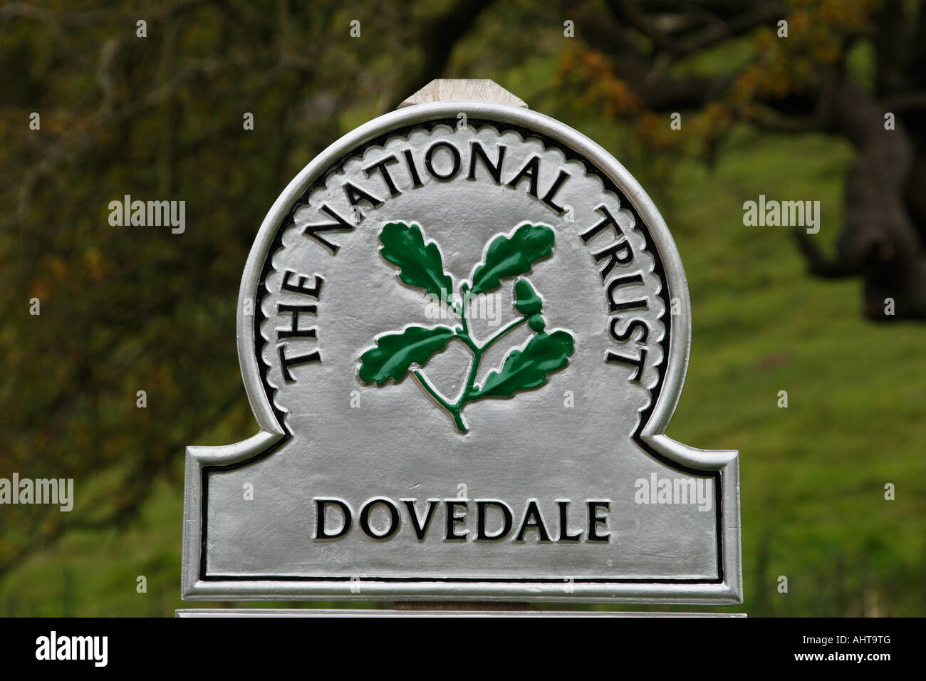dovedale national trust sign for dovedale peak district national park ...