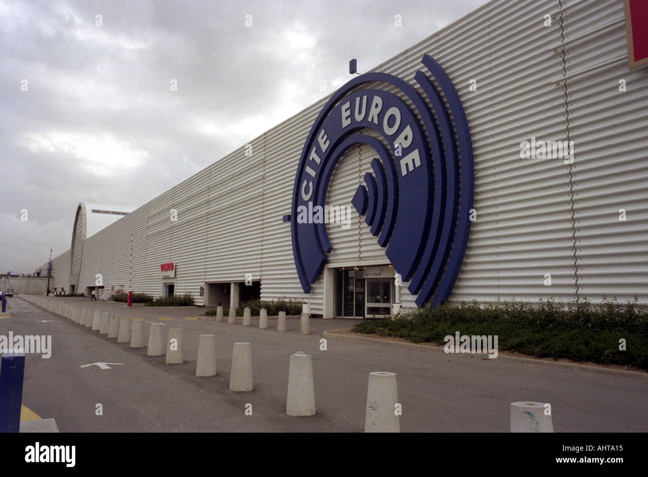 Cite europe shopping centre calais hi-res stock photography and images ...