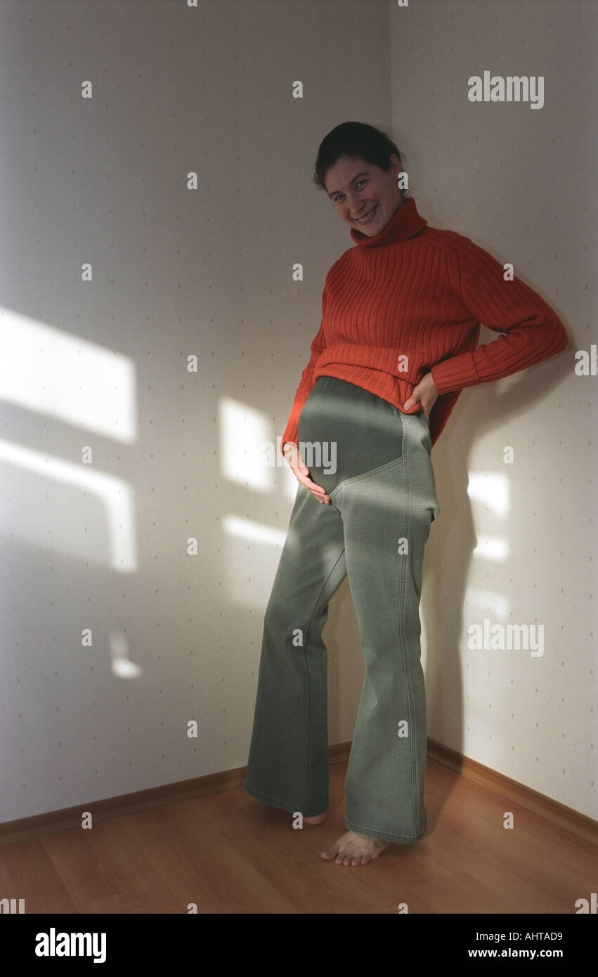 Pregnant woman russia hi-res stock photography and images - Alamy