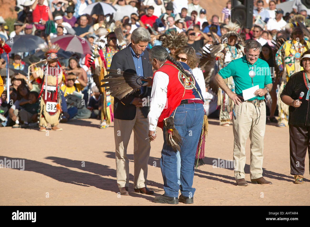 Smudging ceremony hi-res stock photography and images - Alamy