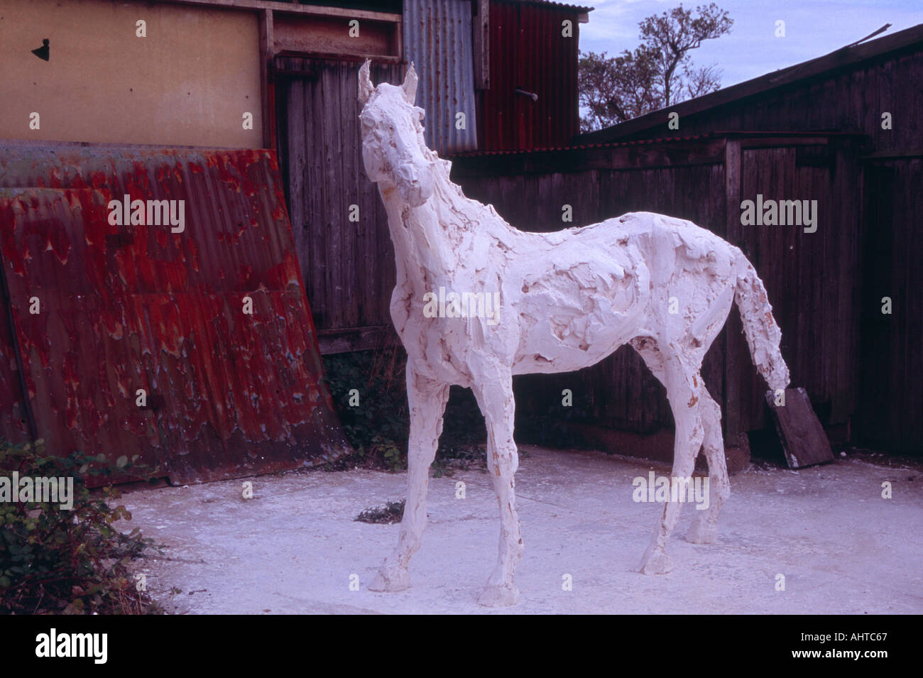 Plaster of paris sculpture hi-res stock photography and images - Alamy