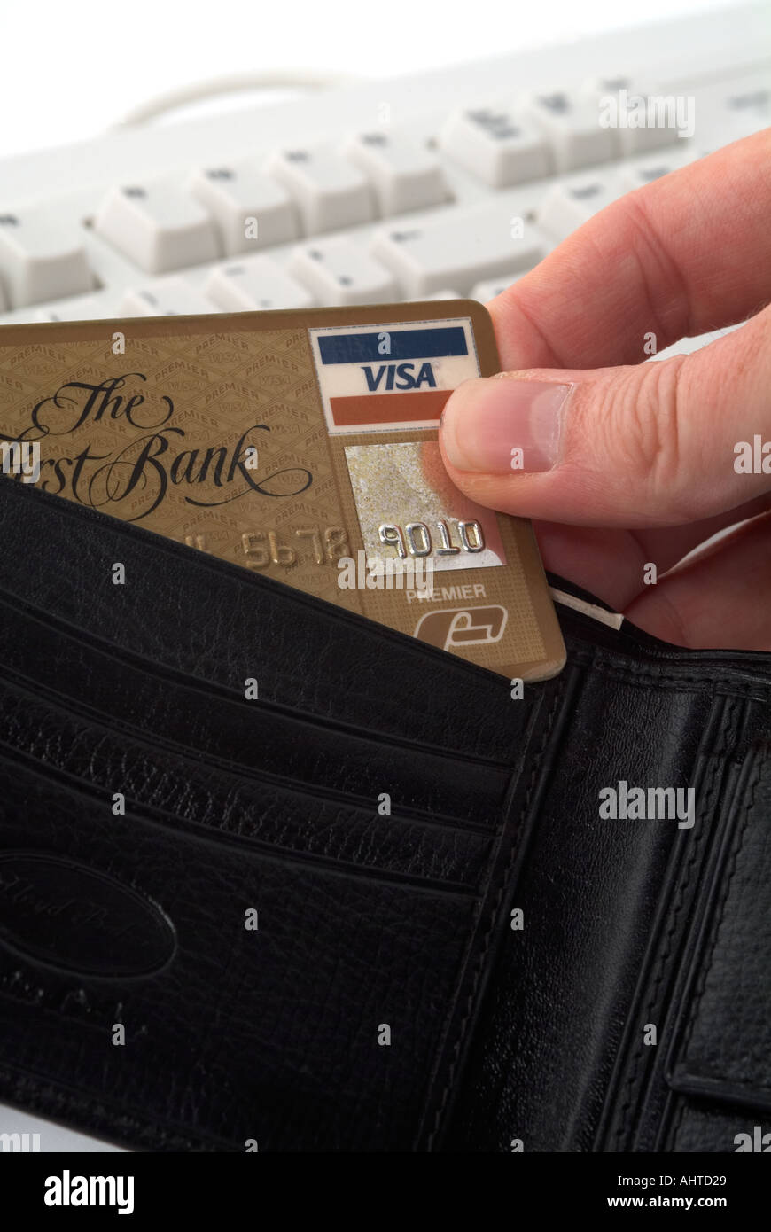 Paying services credit card hi-res stock photography and images - Alamy