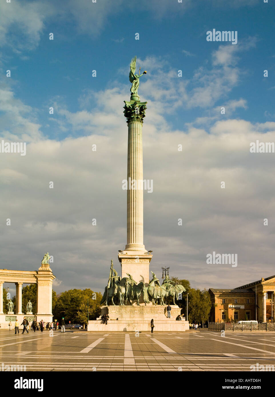Millenary Monument, Heroes' Square, Budapest, Hungary Stock Photo - Alamy