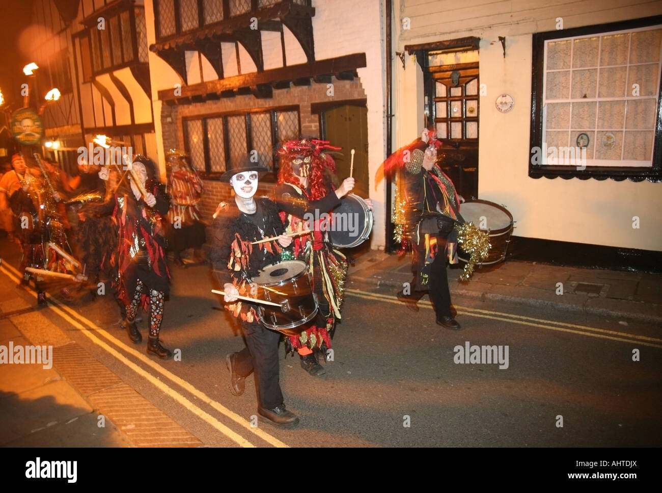 Torchlit procession during the Hastings bonfire celebrations Stock ...