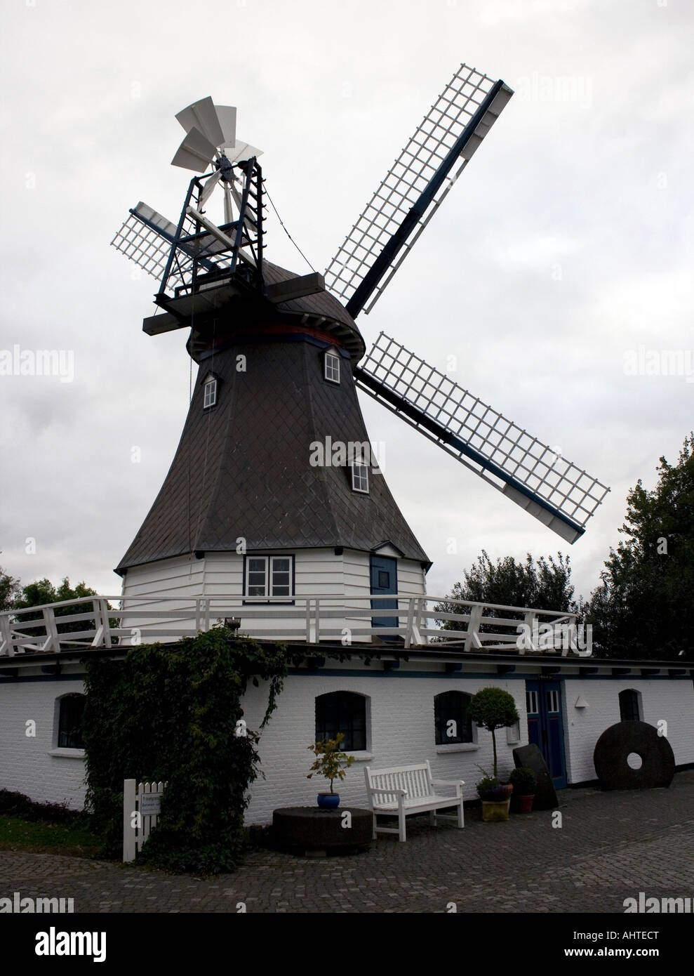 Windmill in Friederichskoog Stock Photo - Alamy