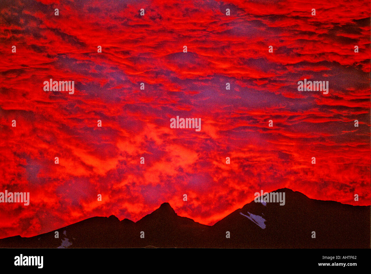 Fire skys hi-res stock photography and images - Alamy