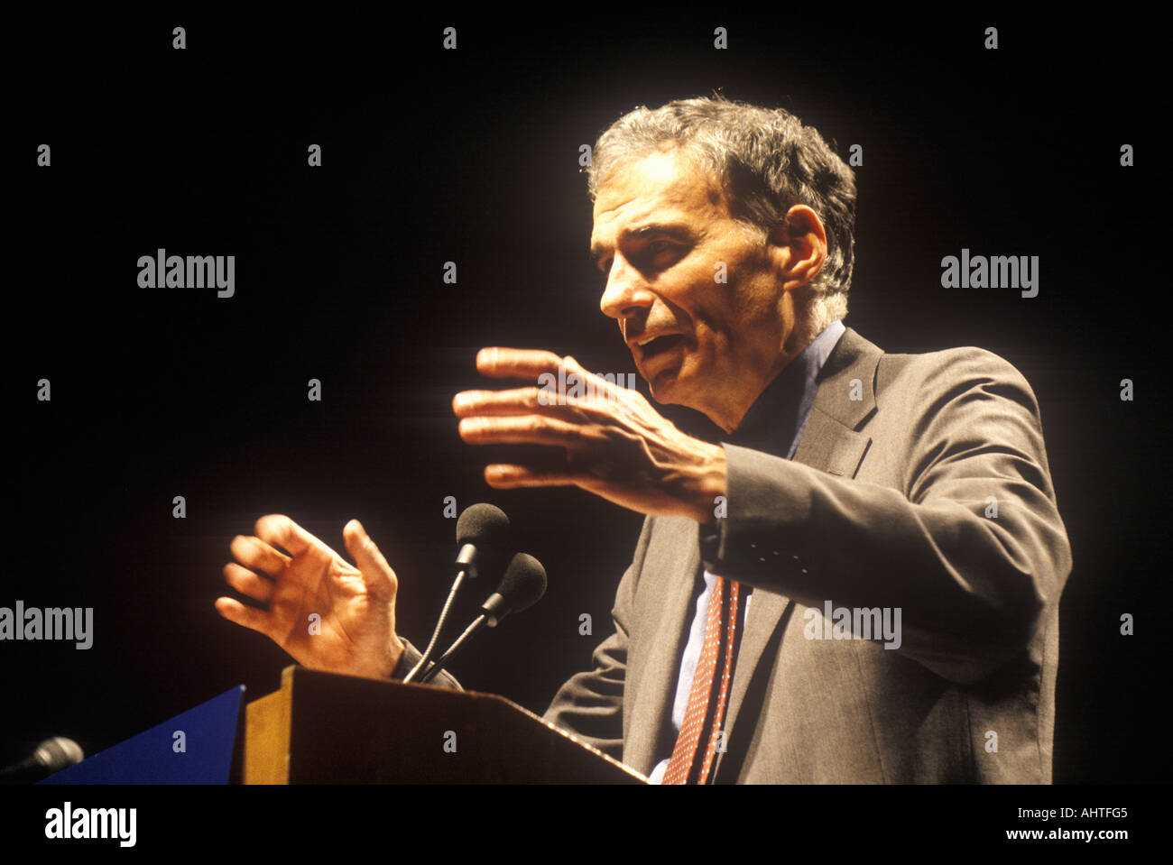 Ralph nader 2000 hi-res stock photography and images - Alamy