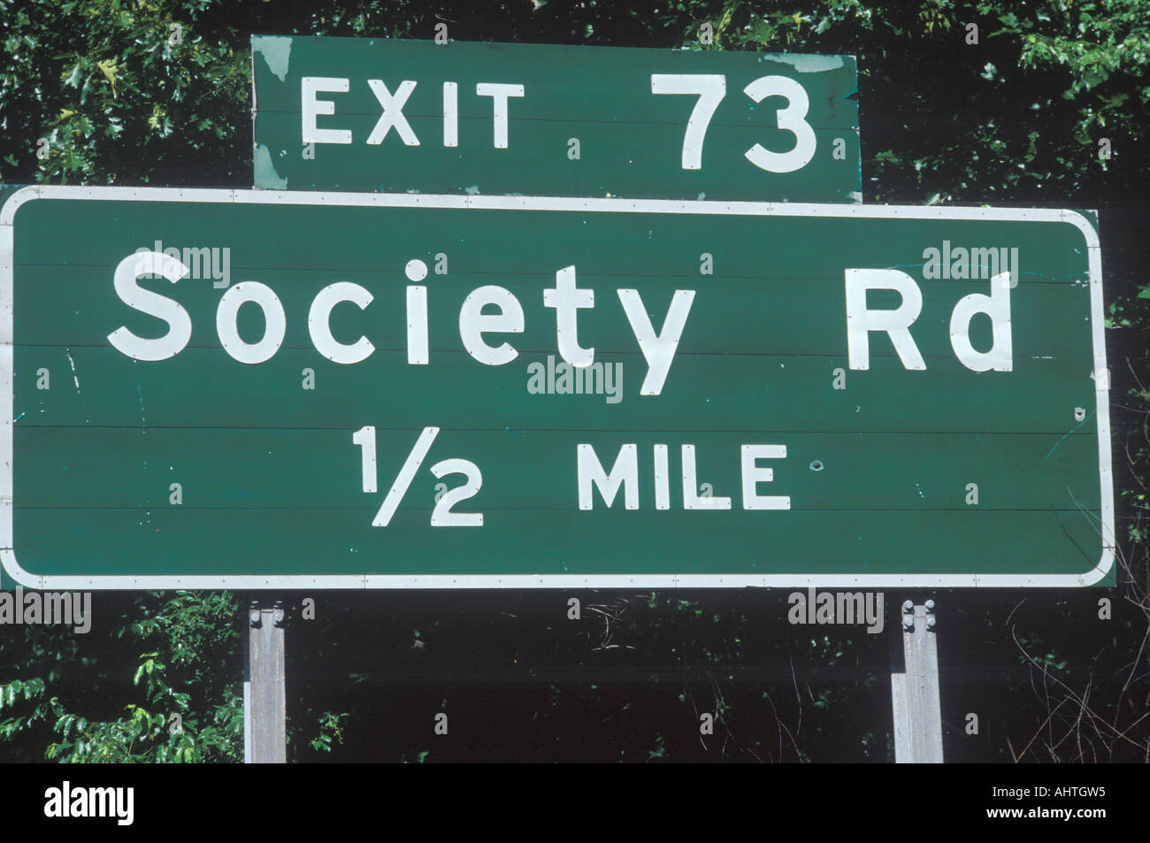 “2 1” road hi-res stock photography and images - Alamy