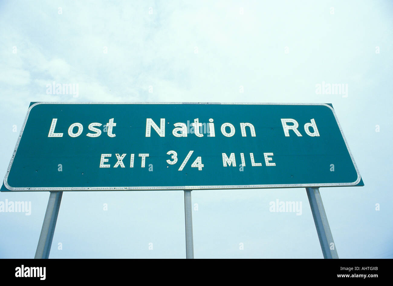3 mile road sign hi-res stock photography and images - Alamy