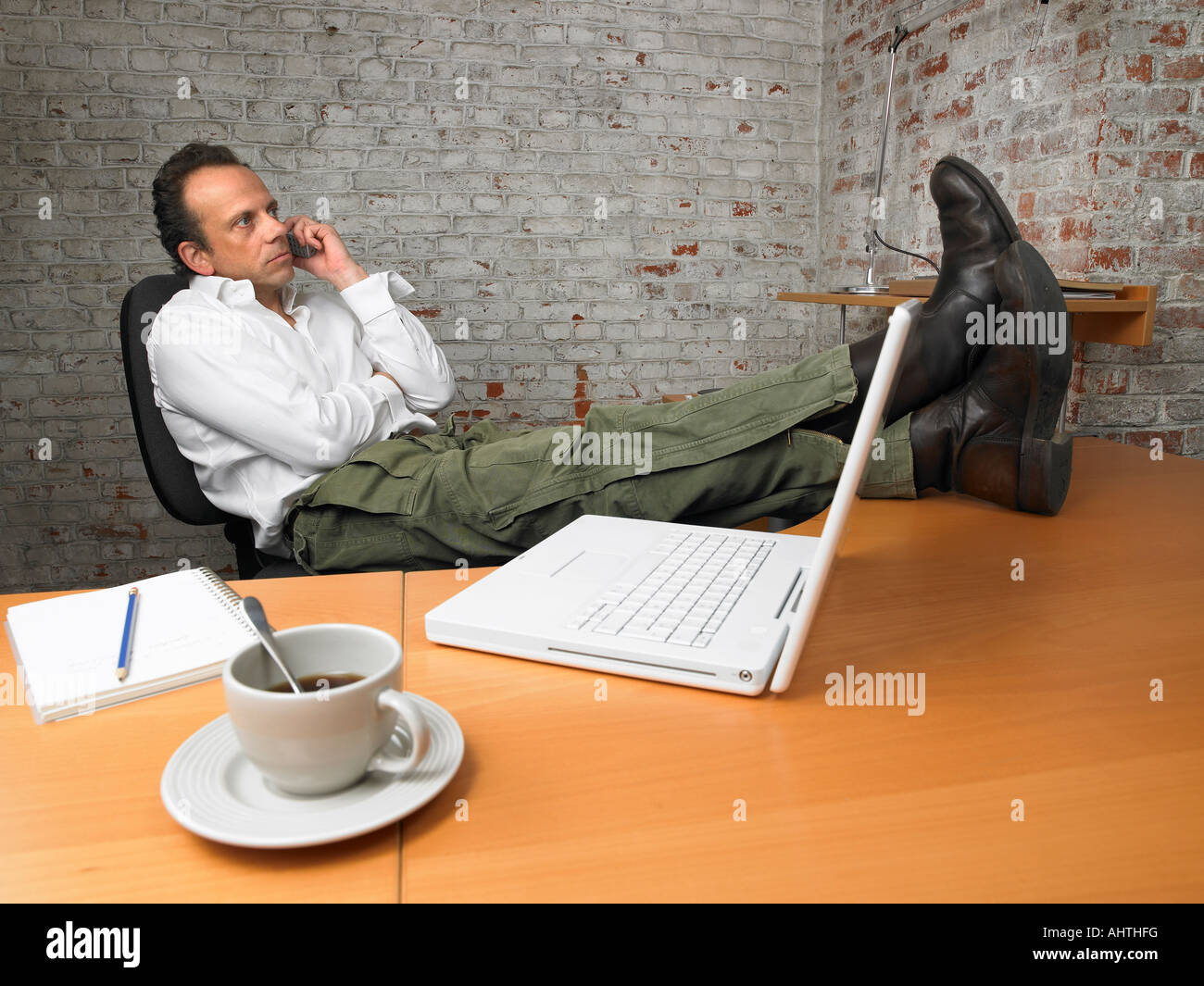 Europeans feet hi-res stock photography and images - Alamy