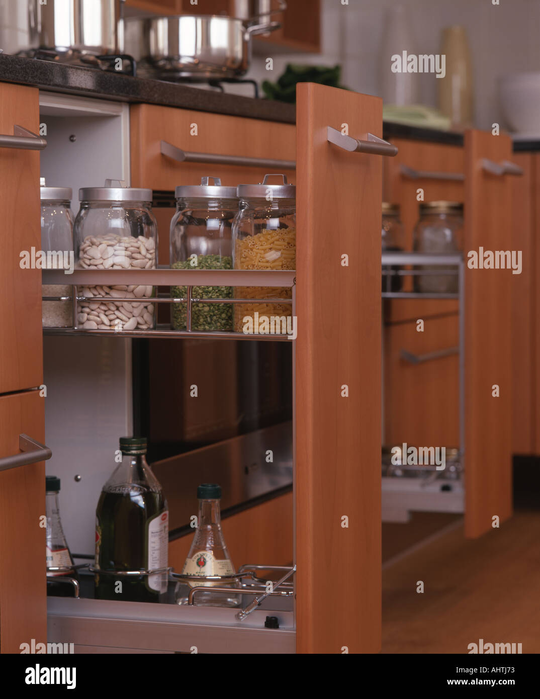 Kitchen internal drawer hi-res stock photography and images - Alamy