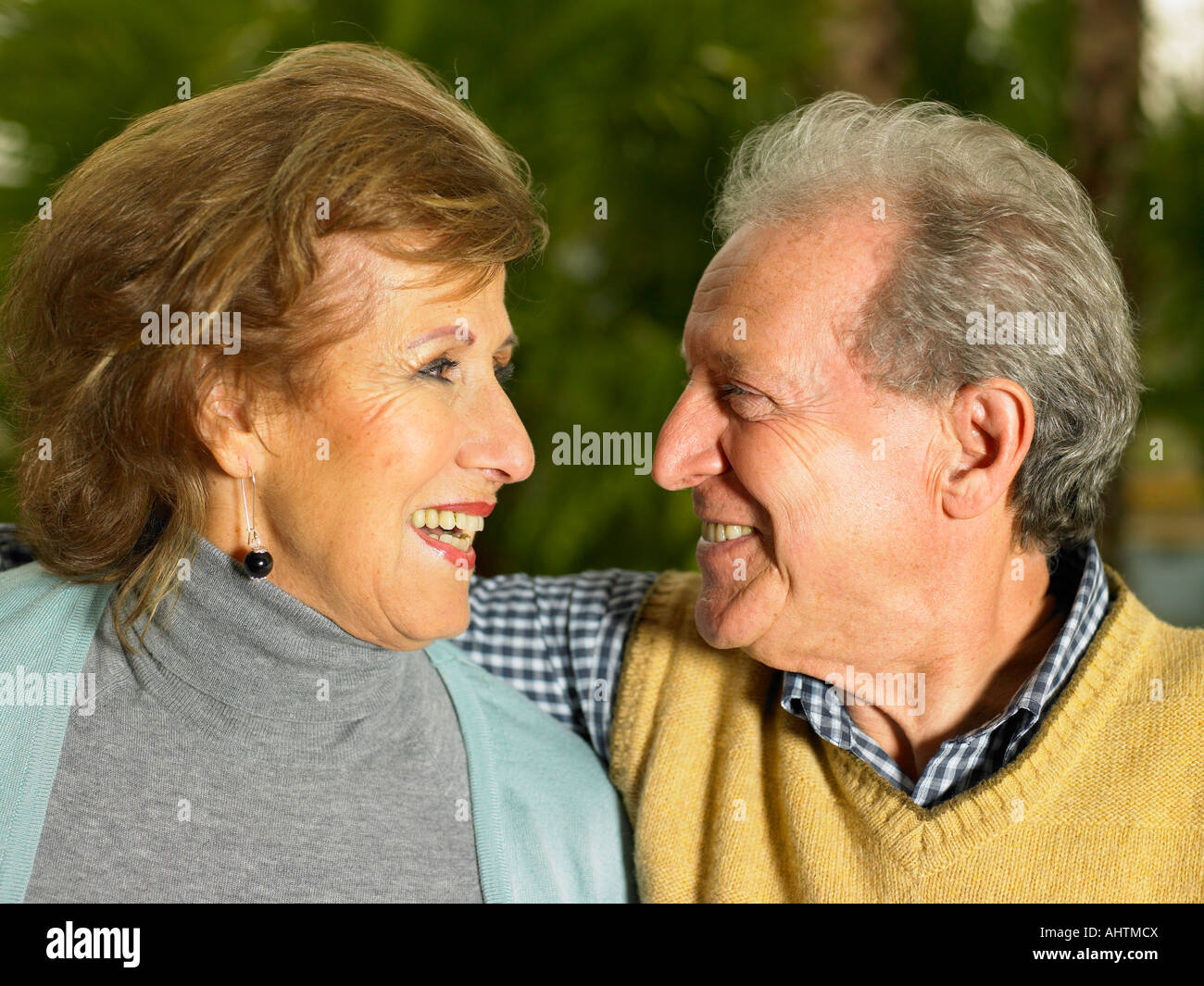 Senior couple smiling at each other, close-up Stock Photo - Alamy