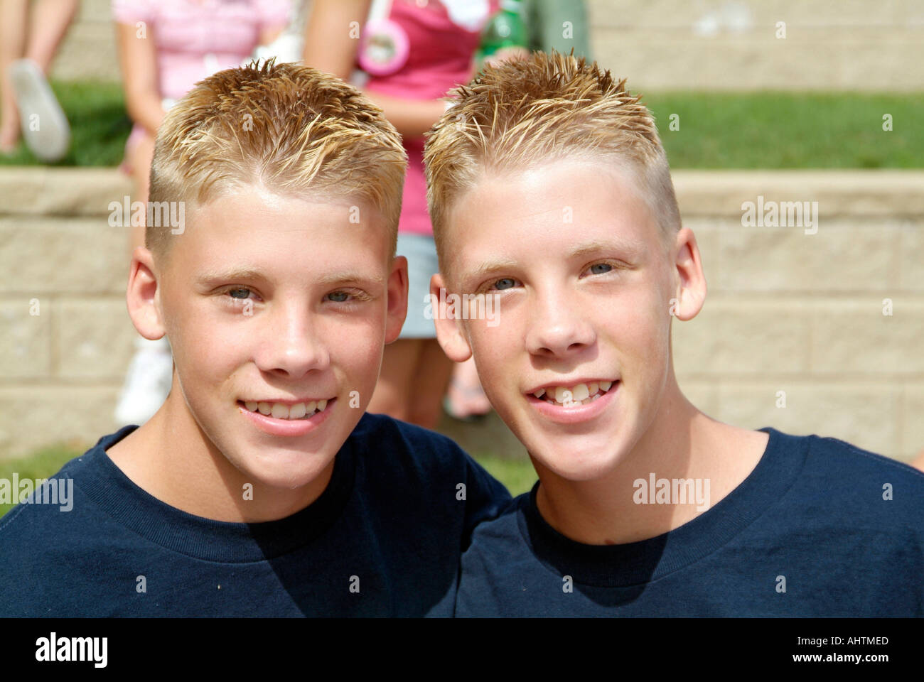 Twins convention twinsburg ohio hi-res stock photography and images - Alamy