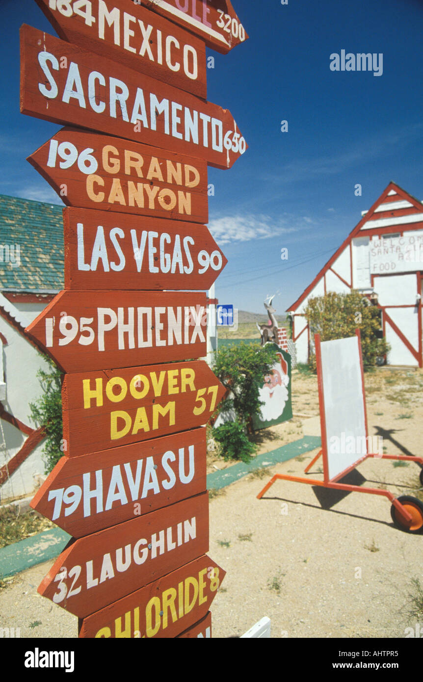 International country distance signs hi-res stock photography and ...