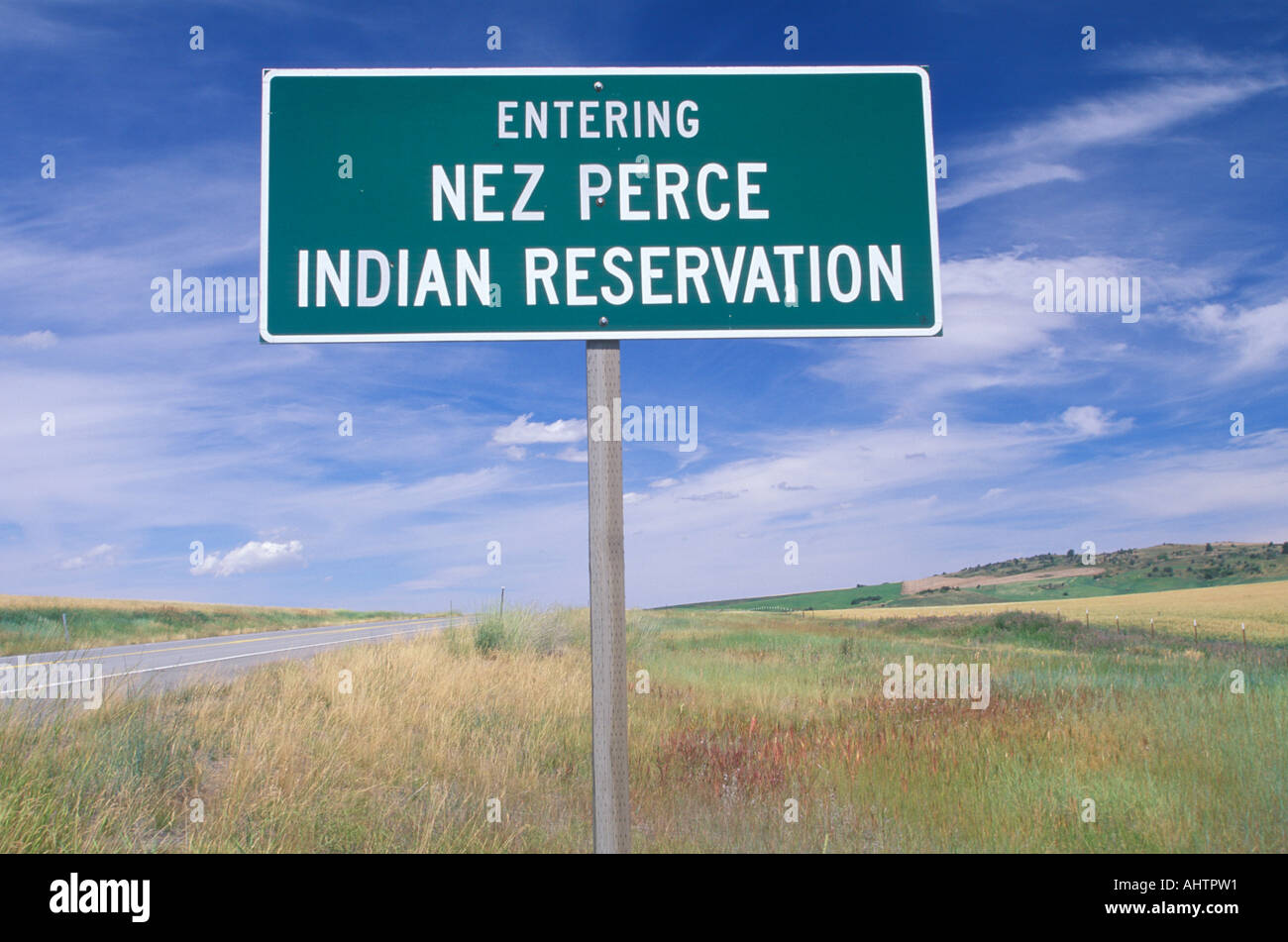 A sign that reads Entering Nez Perce Indian Reservation Stock Photo - Alamy