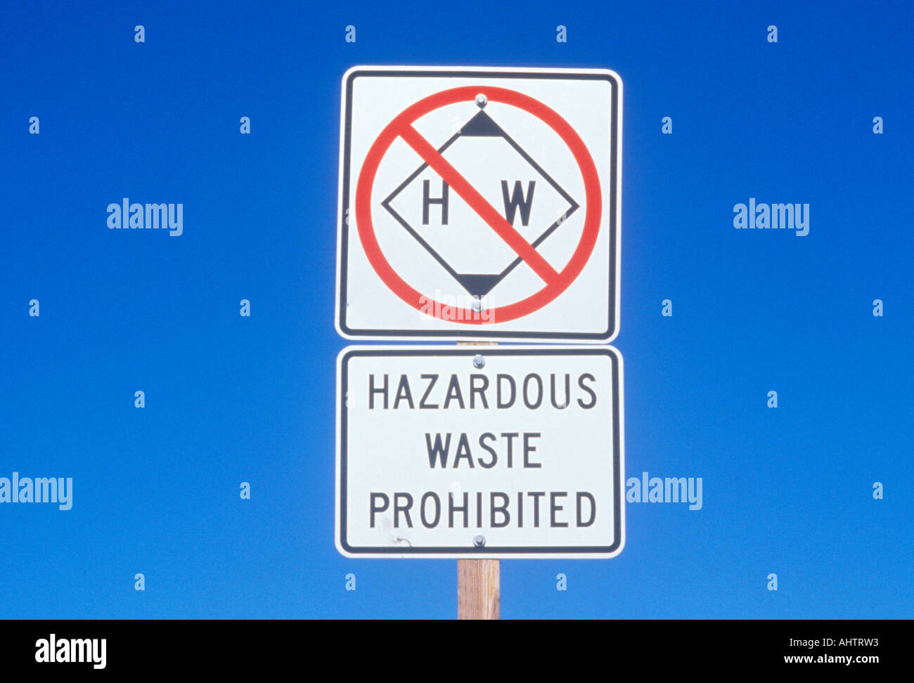 Hazardous waste hi-res stock photography and images - Alamy